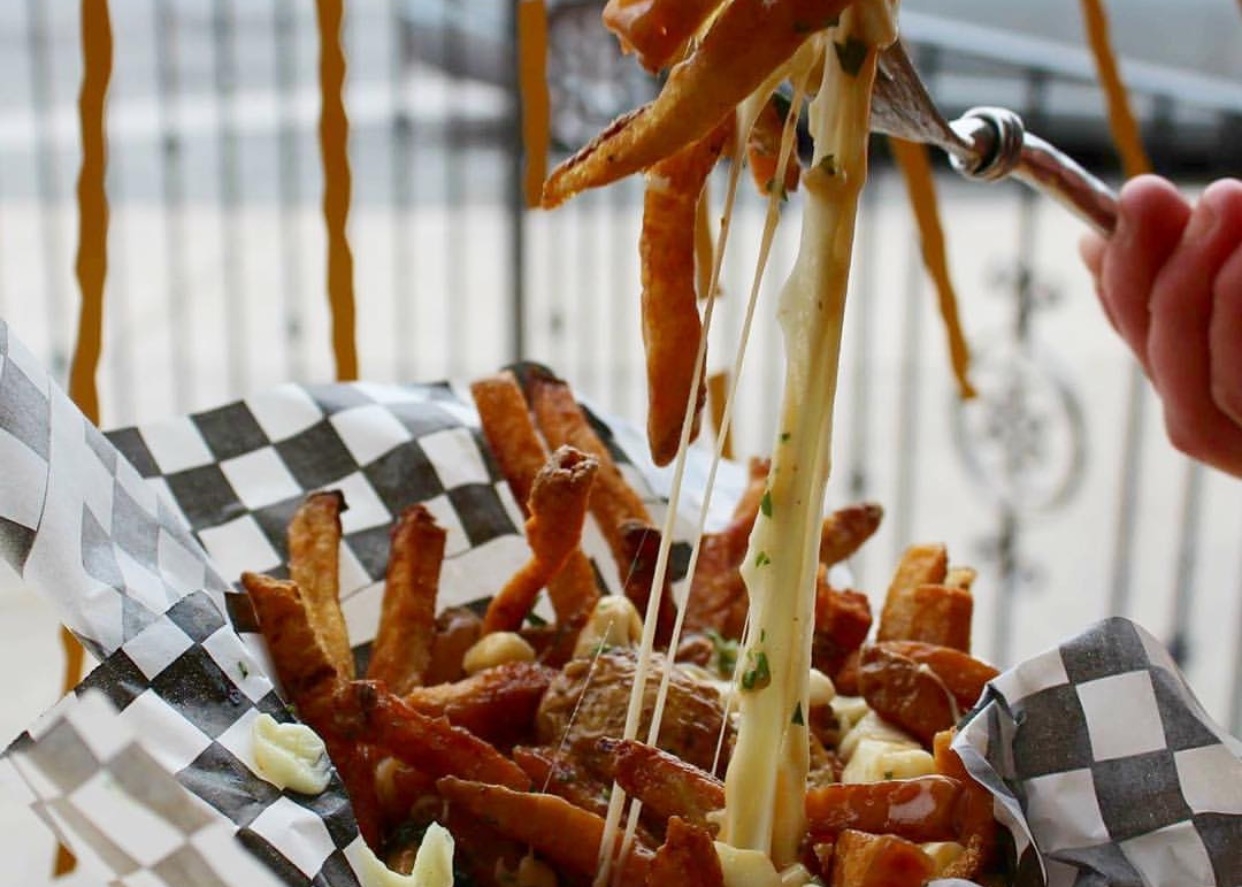 Knuckle Sandwich Toronto – Sandwich, Poutine, Fries, Salad, Craft Beer ...